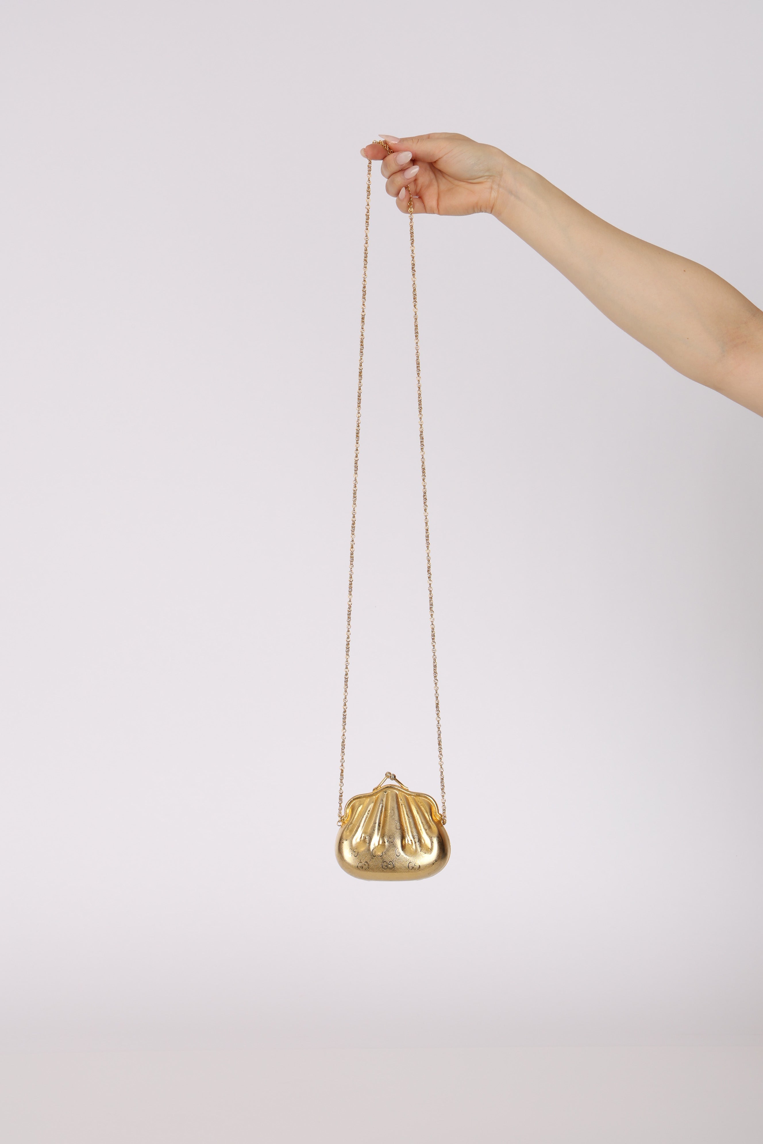 Rare Gucci Gold GG Metal Shell '1970s' Minaudière – FashioNica