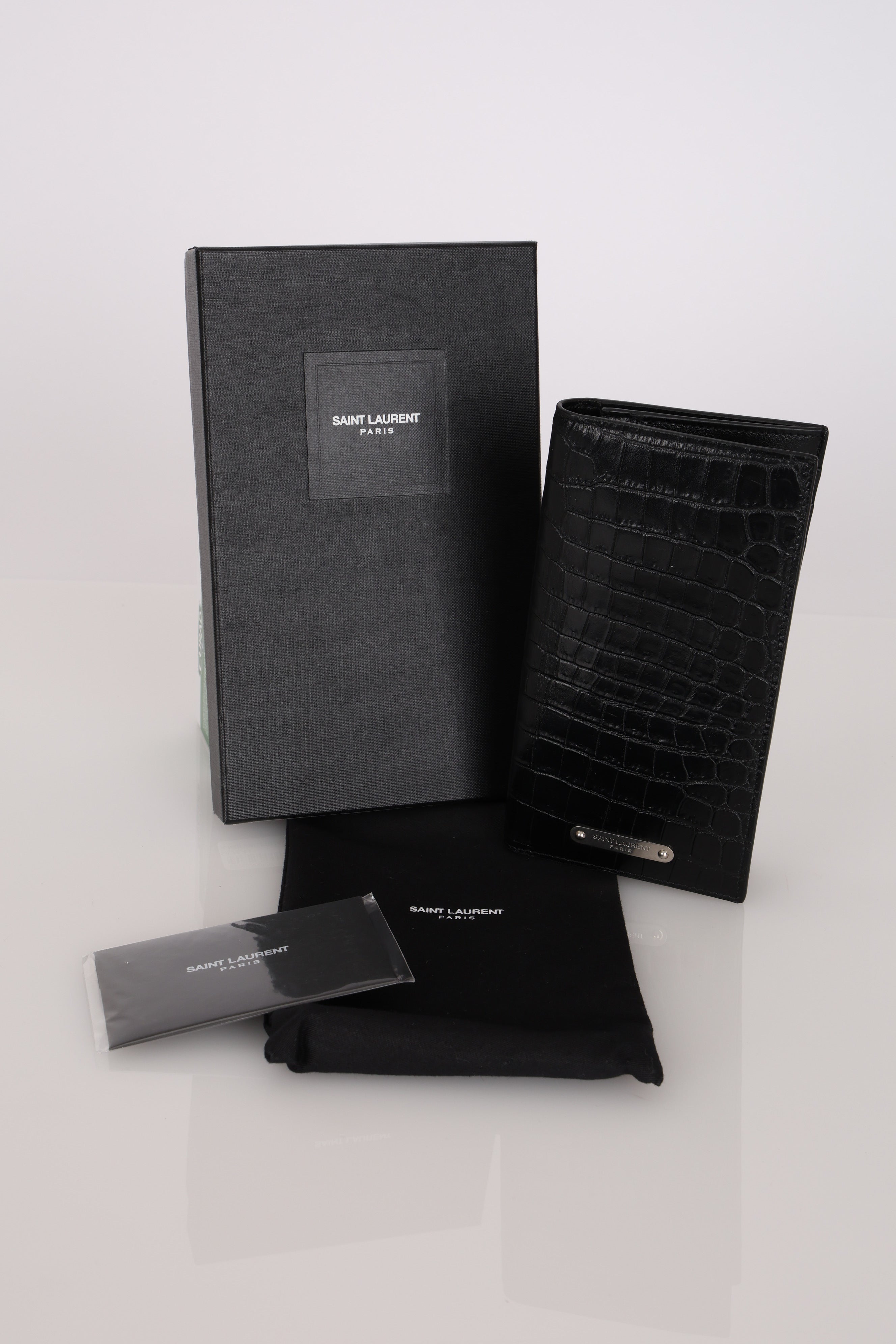 Saint Laurent Homme Croc Embossed Yen Wallet – FashioNica