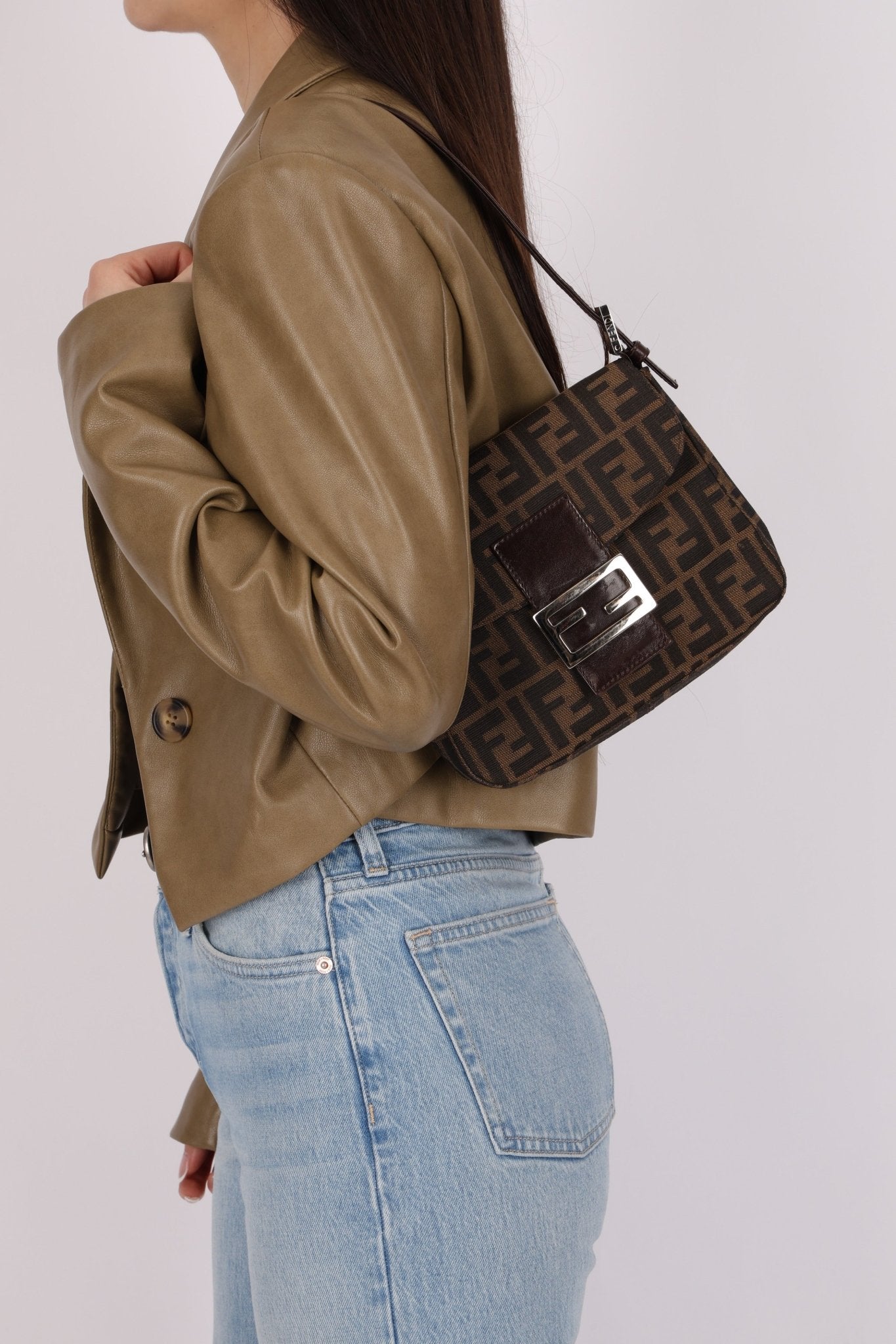 Fendi Zucca Square Baguette SHW – FashioNica